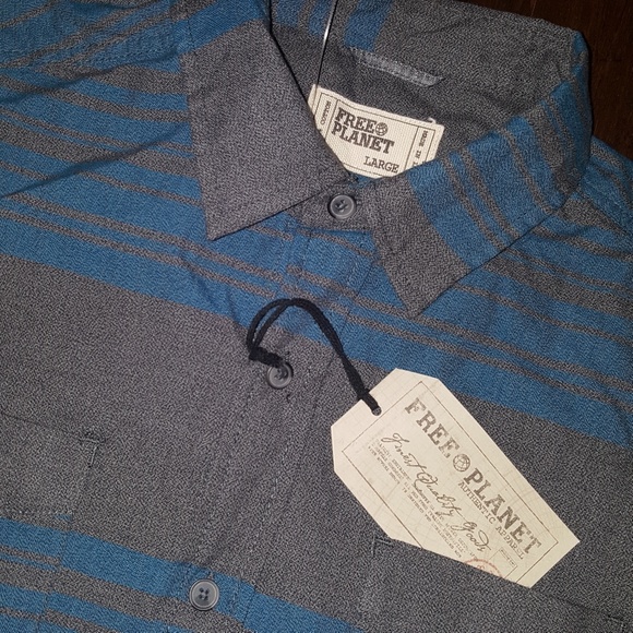 Free Planet | Shirts | Large Free Planet Mens Casual Button Up Tee ...